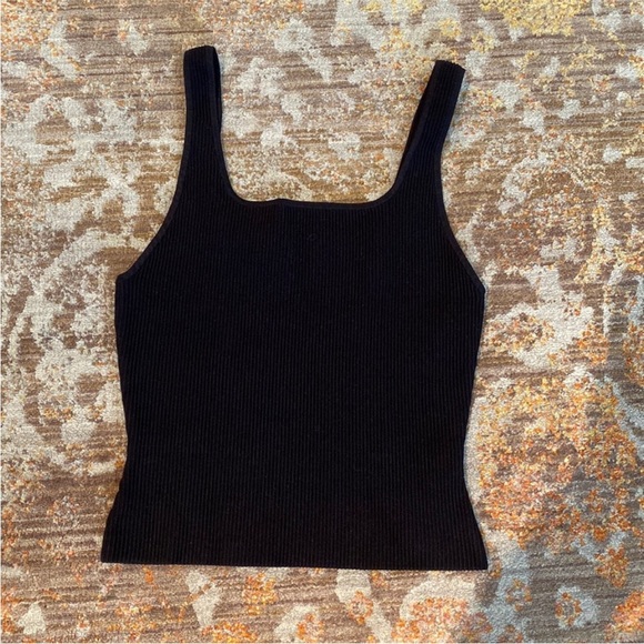 Babaton | Tops | Aritzia Babaton Sculpt Knit Squareneck Tank | Poshmark